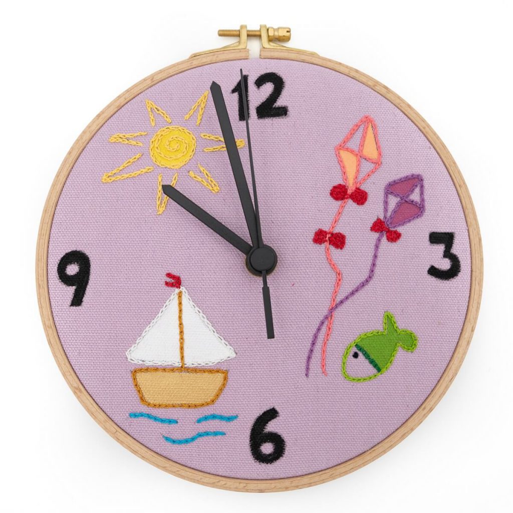 Small Embroidery Hoop Clock - Yad LaKashish